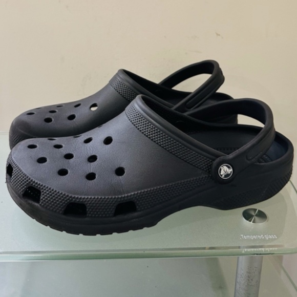 CROCS | Shoes | Black Crocs Men Size 1 | Poshmark